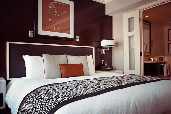 What Is a Pillow Sham? A Designer's Definition (and where to use)